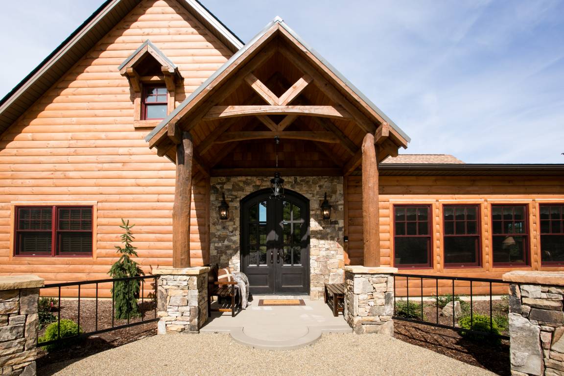 465 M² Cabin ∙ 3 Bedrooms ∙ 8 Guests - Black Mountain, NC
