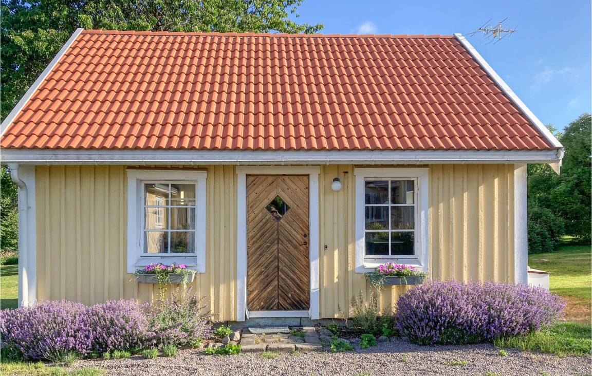 35 M² Hus ∙ 1 Sovrum ∙ 5 Gäster - Vimmerby