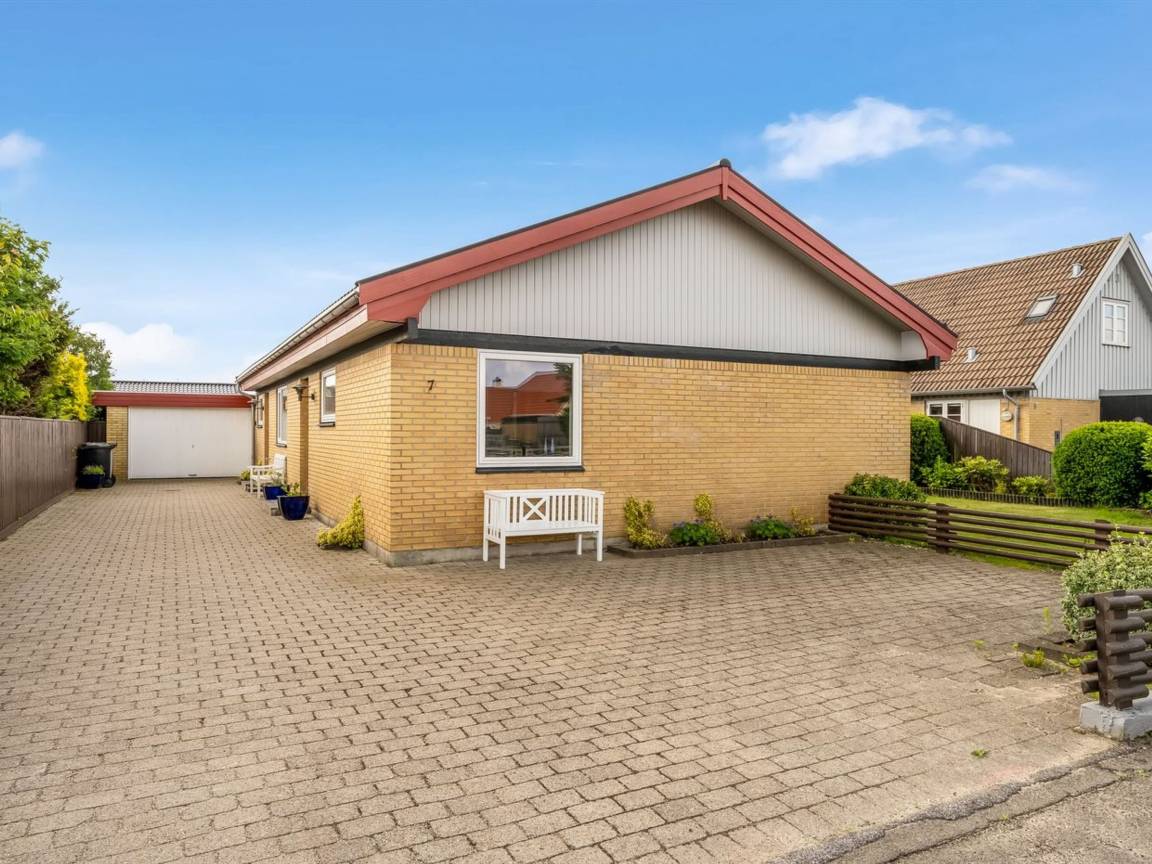 115 M² Ferienhaus ∙ 1 Schlafzimmer ∙ 6 Gäste - Skagen