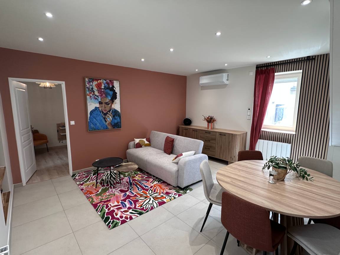 60 M² Cottage ∙ 2 Bedrooms ∙ 4 Guests - Dijon