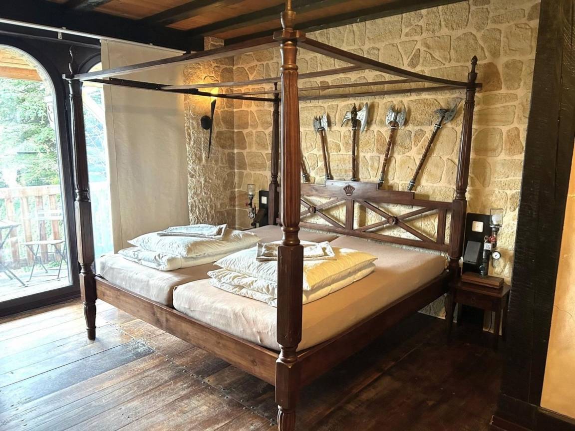 81 M² Ferienwohnung ∙ 3 Schlafzimmer ∙ 6 Gäste - Pulsnitz