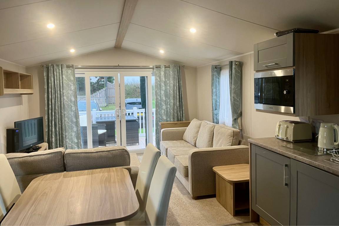 42 M² Apartment ∙ 3 Bedrooms ∙ 8 Guests - England