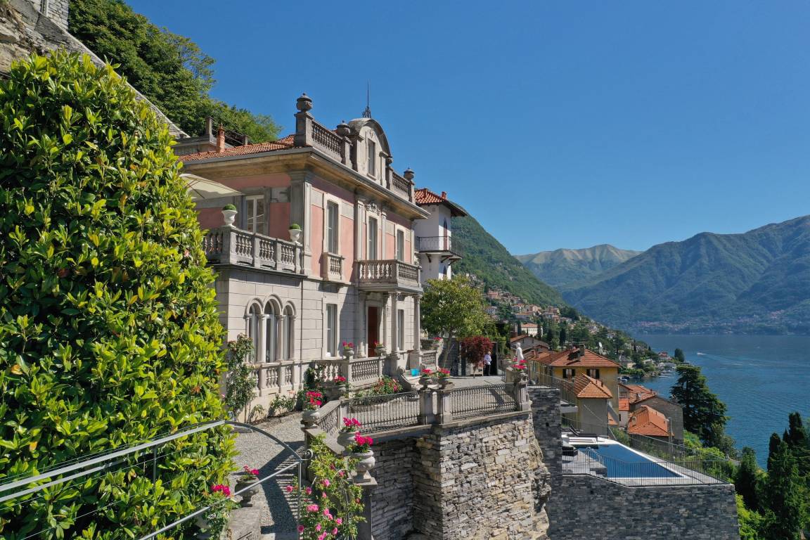300 M² Villa ∙ 6 Habitaciones ∙ 11 Huéspedes - Como