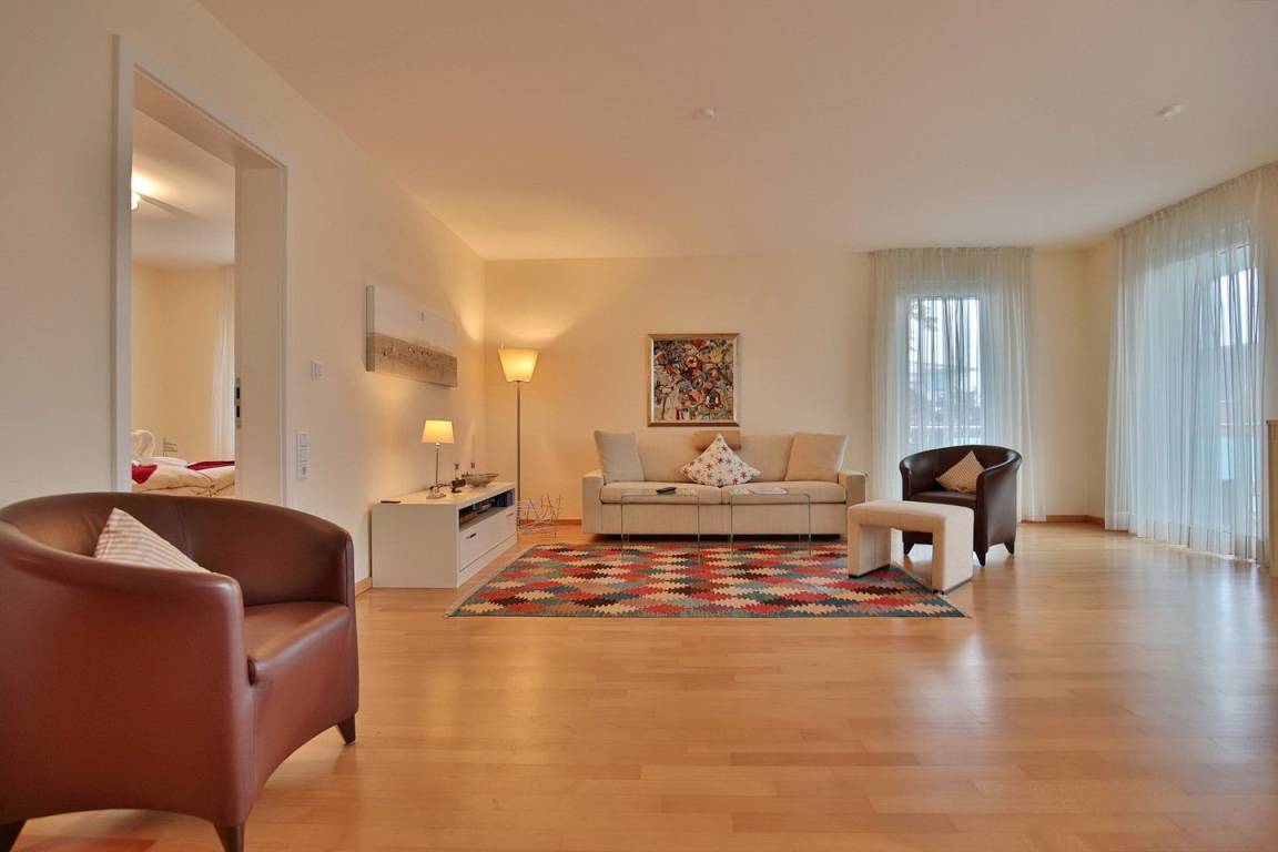 90 M² Ferienwohnung ∙ 1 Schlafzimmer ∙ 2 Gäste - Travemünde