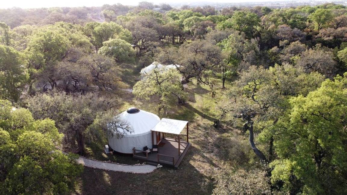 Camping ∙ 1 Bedroom ∙ 10 Guests - New Braunfels, TX