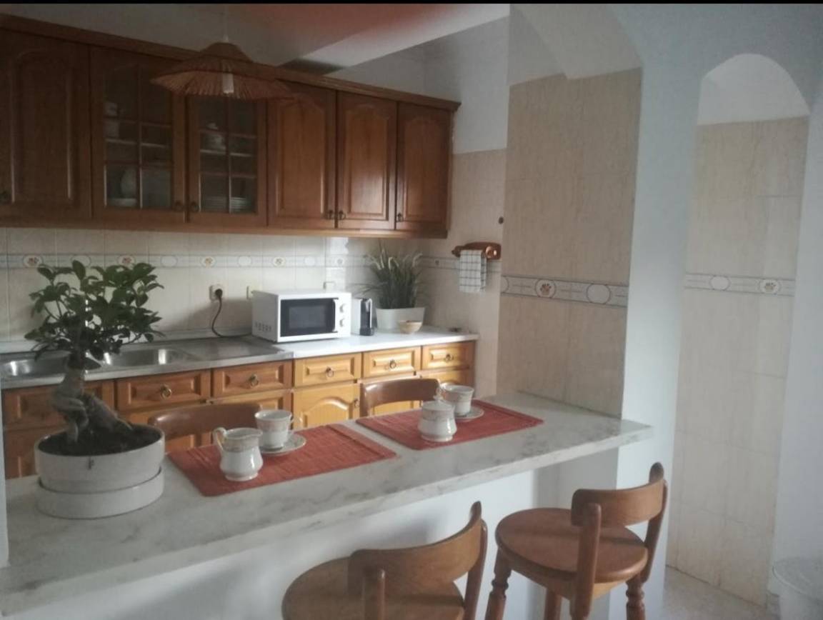 56 M² Apartamento ∙ 1 Quarto ∙ 2 Hóspedes - Almada