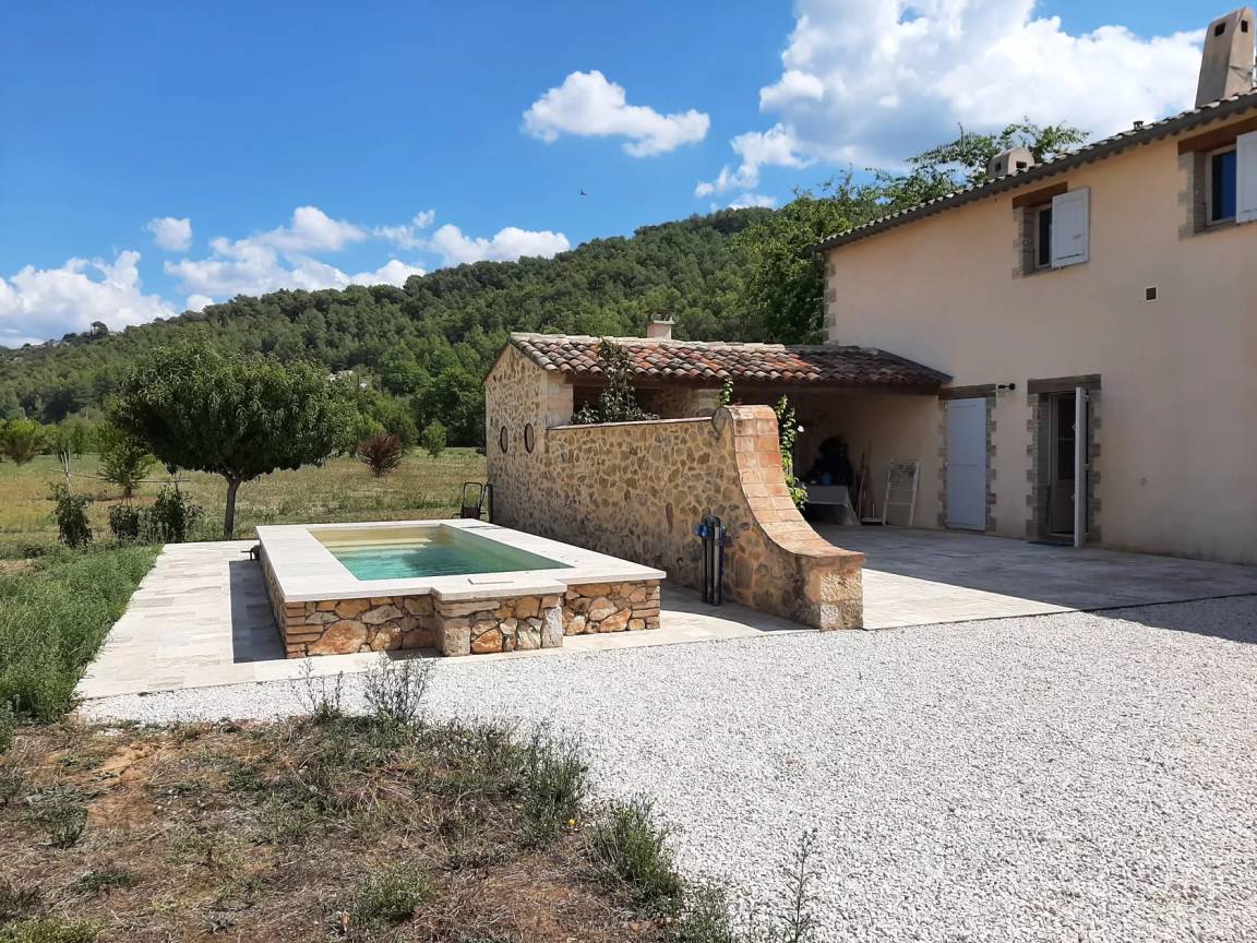 200 M² Maison De Vacances ∙ 5 Chambres ∙ 8 Personnes - Saint-Zacharie