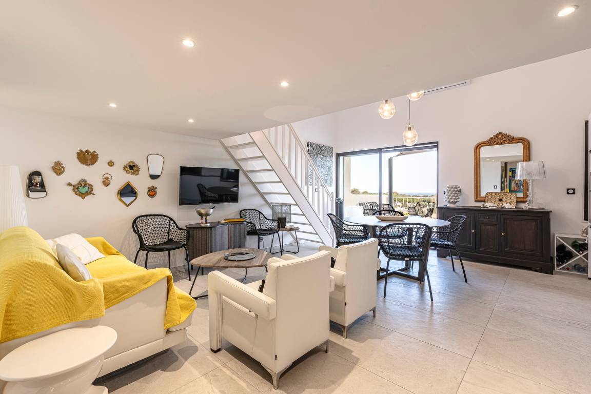 70 M² Appartement ∙ 3 Chambres ∙ 6 Personnes - Algajola