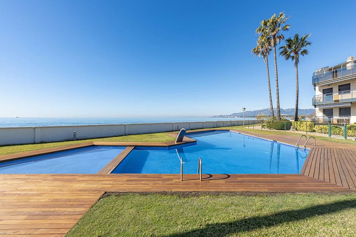 100 M² Appartement ∙ 2 Chambres ∙ 4 Personnes - Mont-roig del Camp