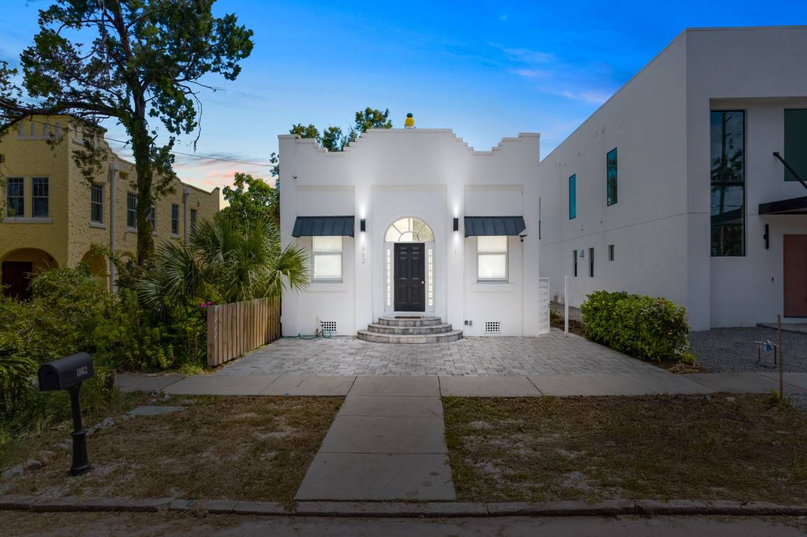 Apartment ∙ 1 Bedroom ∙ 2 Guests - Sarasota, FL