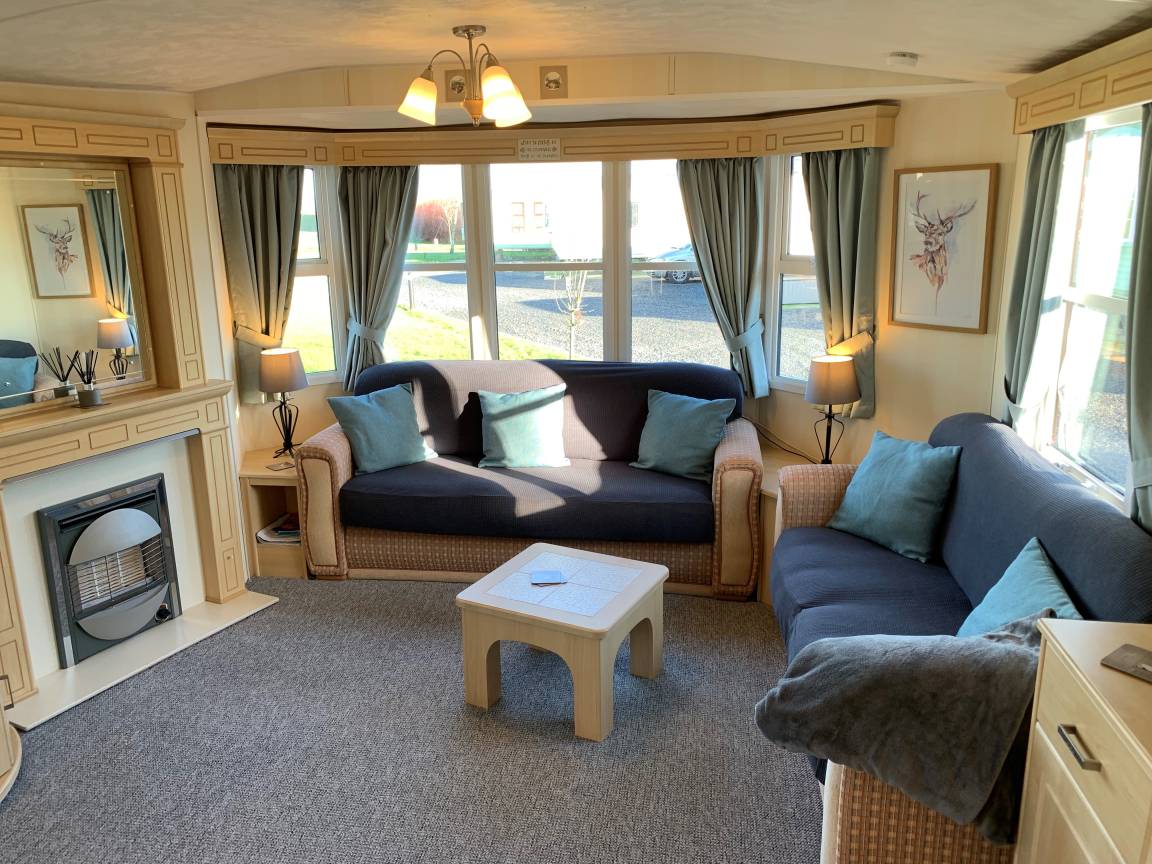 30 M² Cabin ∙ 2 Bedrooms ∙ 4 Guests - Dumfries and Galloway