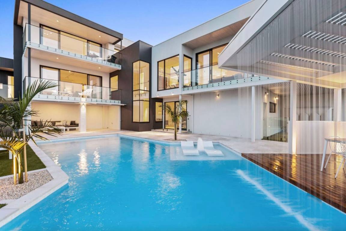 House ∙ 7 Bedrooms ∙ 14 Guests - Shire of Mornington Peninsula