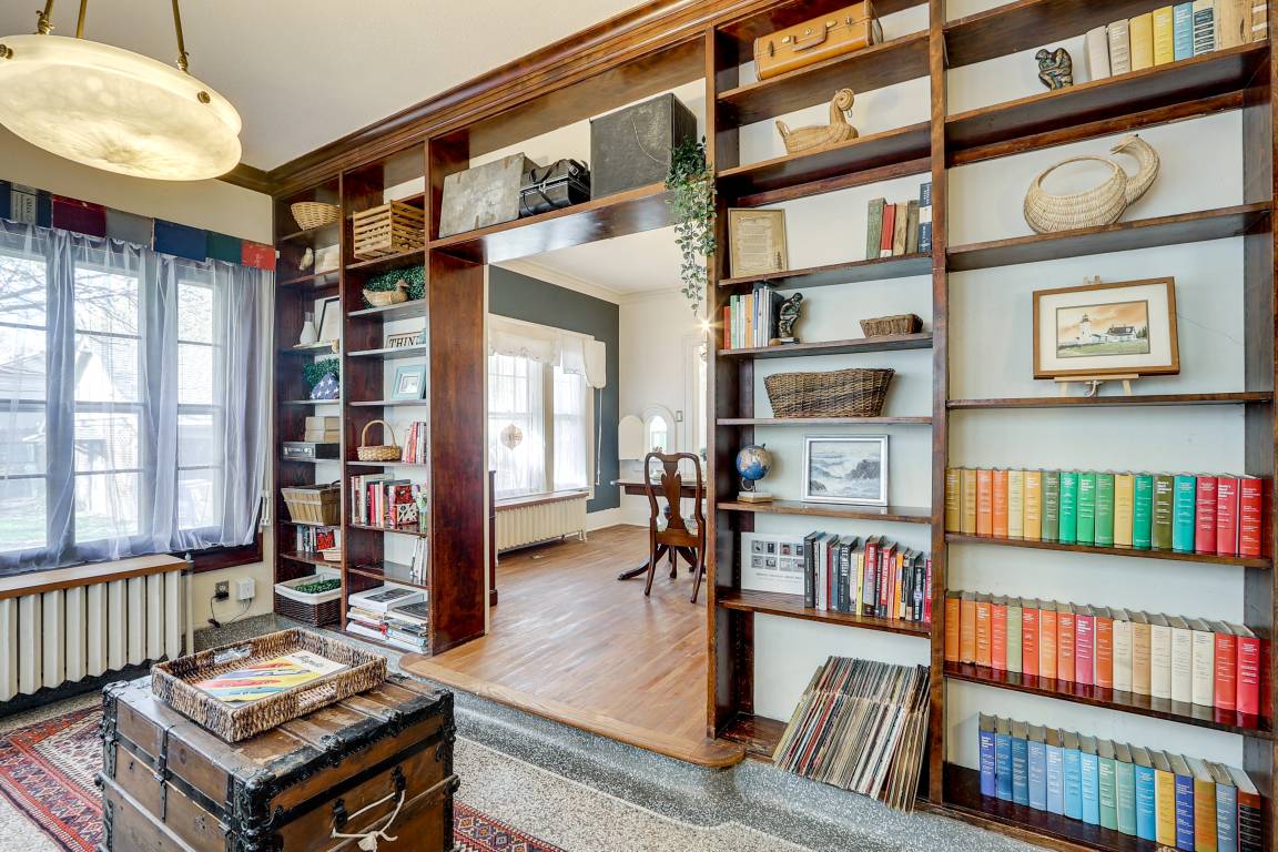 325 M² Talo ∙ 4 Makuuhuonetta ∙ 8 Vierasta - Wichita, KS