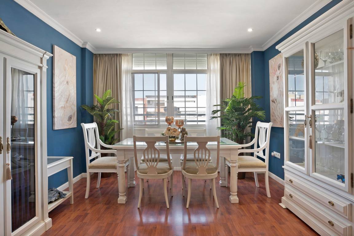 140 M² Apartamento ∙ 4 Habitaciones ∙ 8 Huéspedes - El Puerto de Santa María