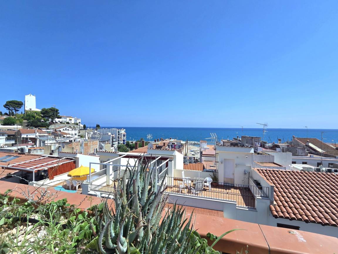 266 M² Cottage ∙ 4 Chambres ∙ 8 Personnes - Sant Pol de Mar