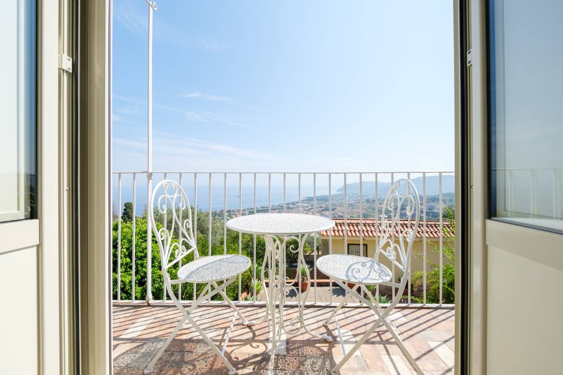 120 M² Villa ∙ 4 Camere Da Letto ∙ 8 Ospiti - Patti