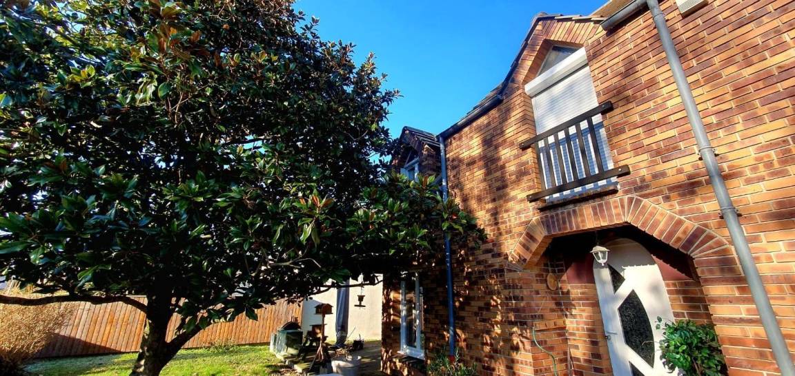 140 M² Gîte ∙ 5 Chambres ∙ 8 Personnes - Brie-Comte-Robert