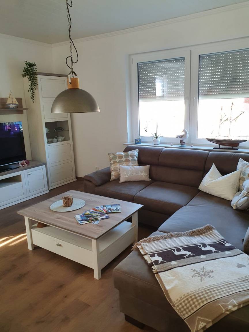 85 M² Ferienwohnung ∙ 2 Schlafzimmer ∙ 4 Gäste - Emden