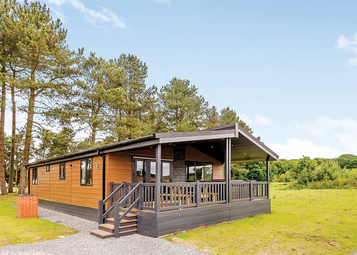 Chalet ∙ 3 Bedrooms ∙ 6 Guests - Woodhall Spa
