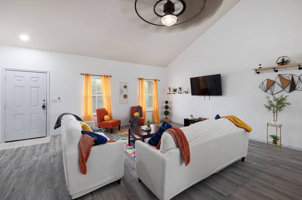 194 M² Apartment ∙ 4 Bedrooms ∙ 12 Guests - Kyle, TX