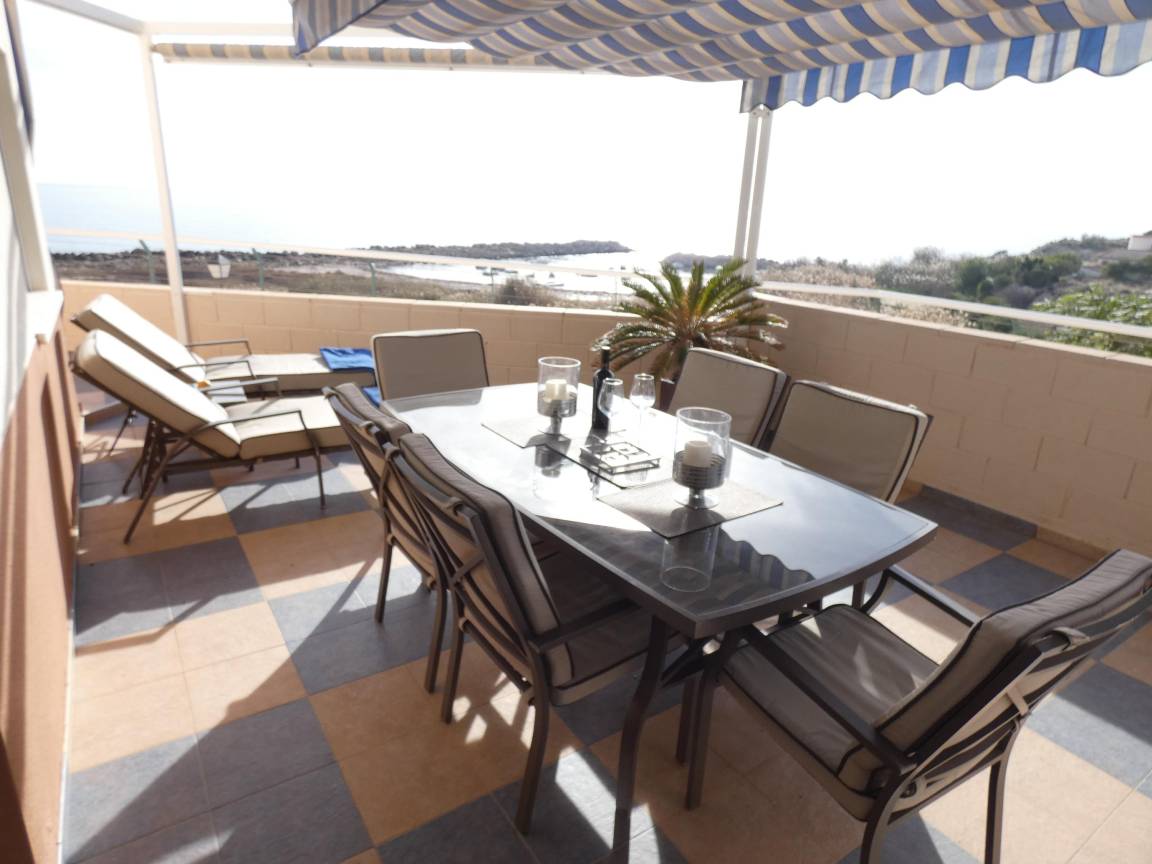 110 M² Apartamento ∙ 3 Habitaciones ∙ 5 Huéspedes - Villajoyosa