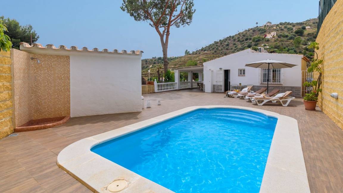 60 M² Ferienhaus ∙ 2 Schlafzimmer ∙ 4 Gäste - Torrox