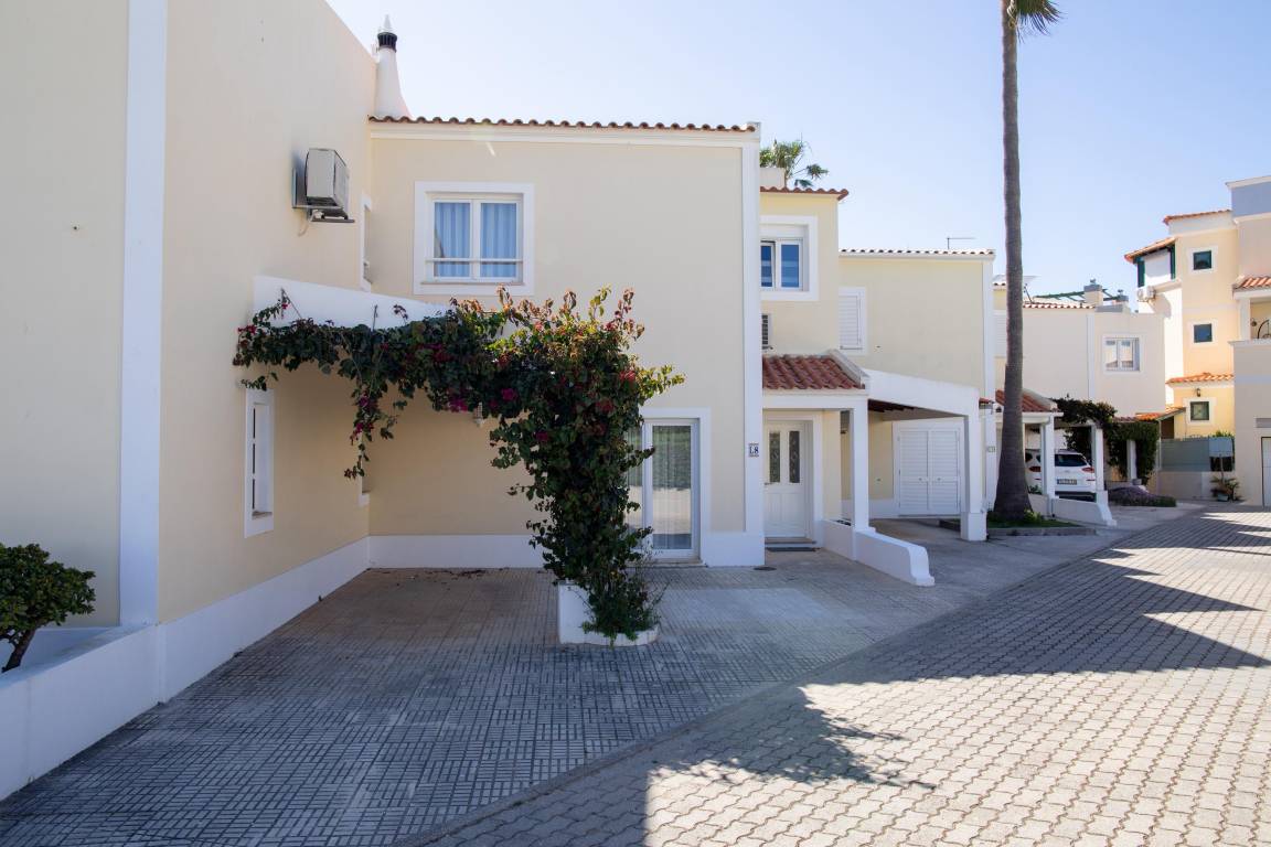 300 M² Casa ∙ 4 Quartos ∙ 10 Hóspedes - Prainha