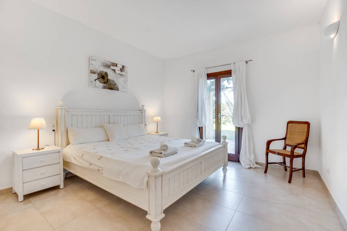 350 M² Huis ∙ 6 Slaapkamers ∙ 12 Gasten - Son Serra de Marina