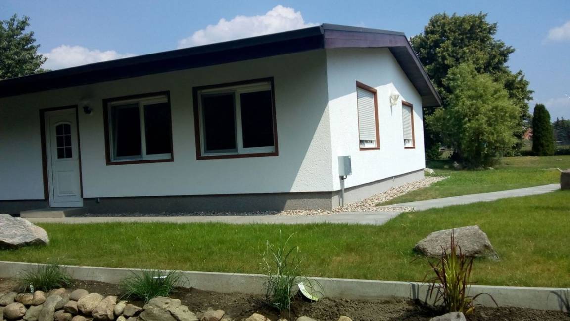 90 M² Ferienhaus ∙ 2 Schlafzimmer ∙ 4 Gäste - Plau am See