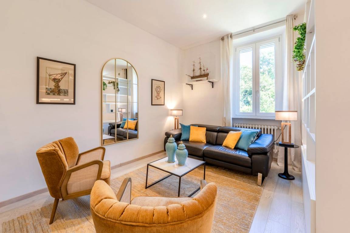 80 M² Appartamento Vacanza ∙ 2 Camere Da Letto ∙ 4 Ospiti - Siena