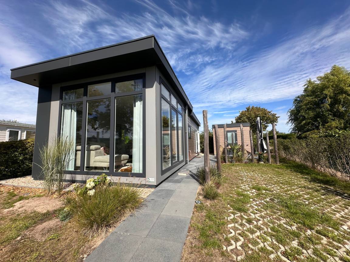 55 M² Chalet ∙ 2 Bedrooms ∙ 5 Guests - Zierikzee