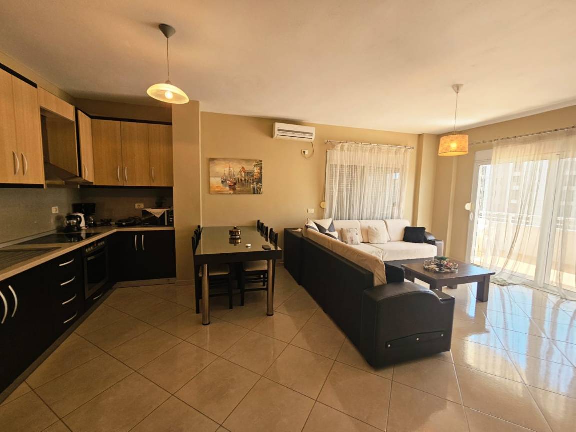 120 M² Apartment ∙ 2 Bedrooms ∙ 5 Guests - Saranda