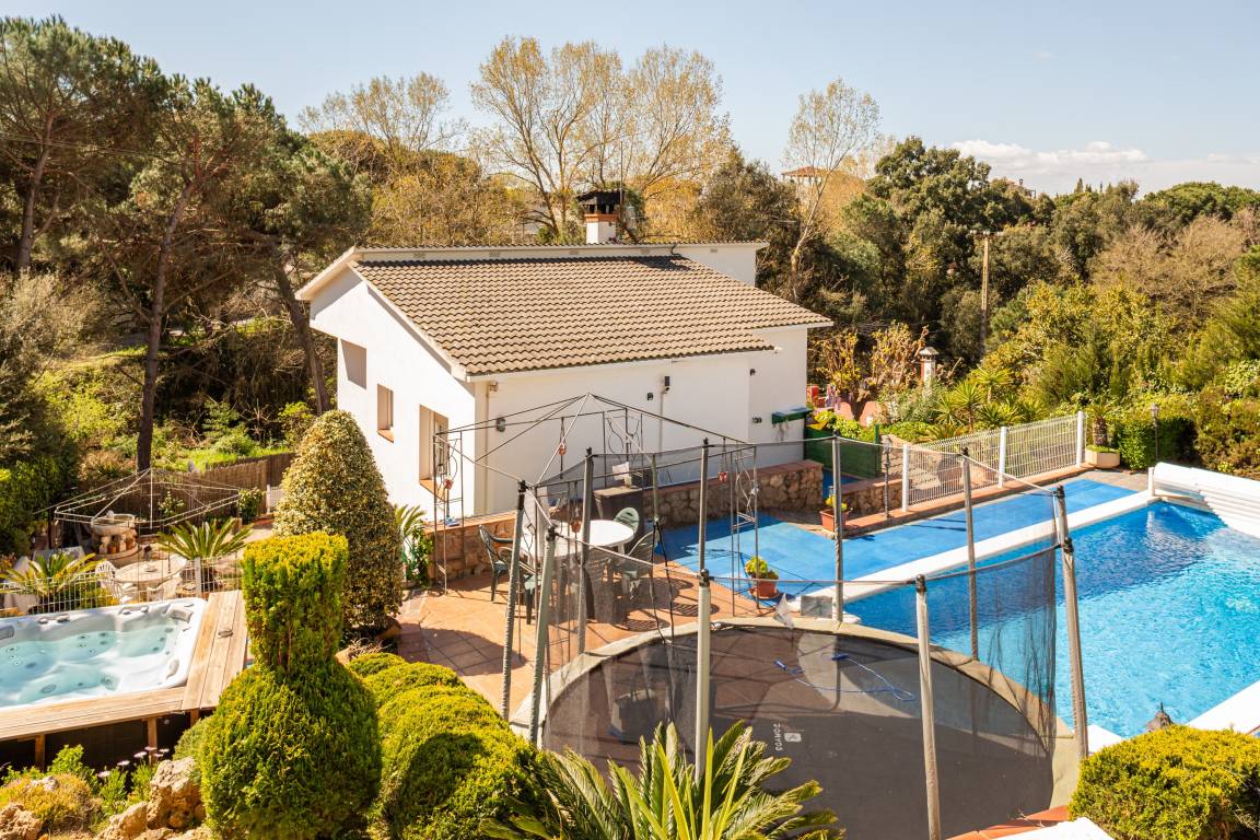 90 M² House ∙ 3 Bedrooms ∙ 8 Guests - Blanes