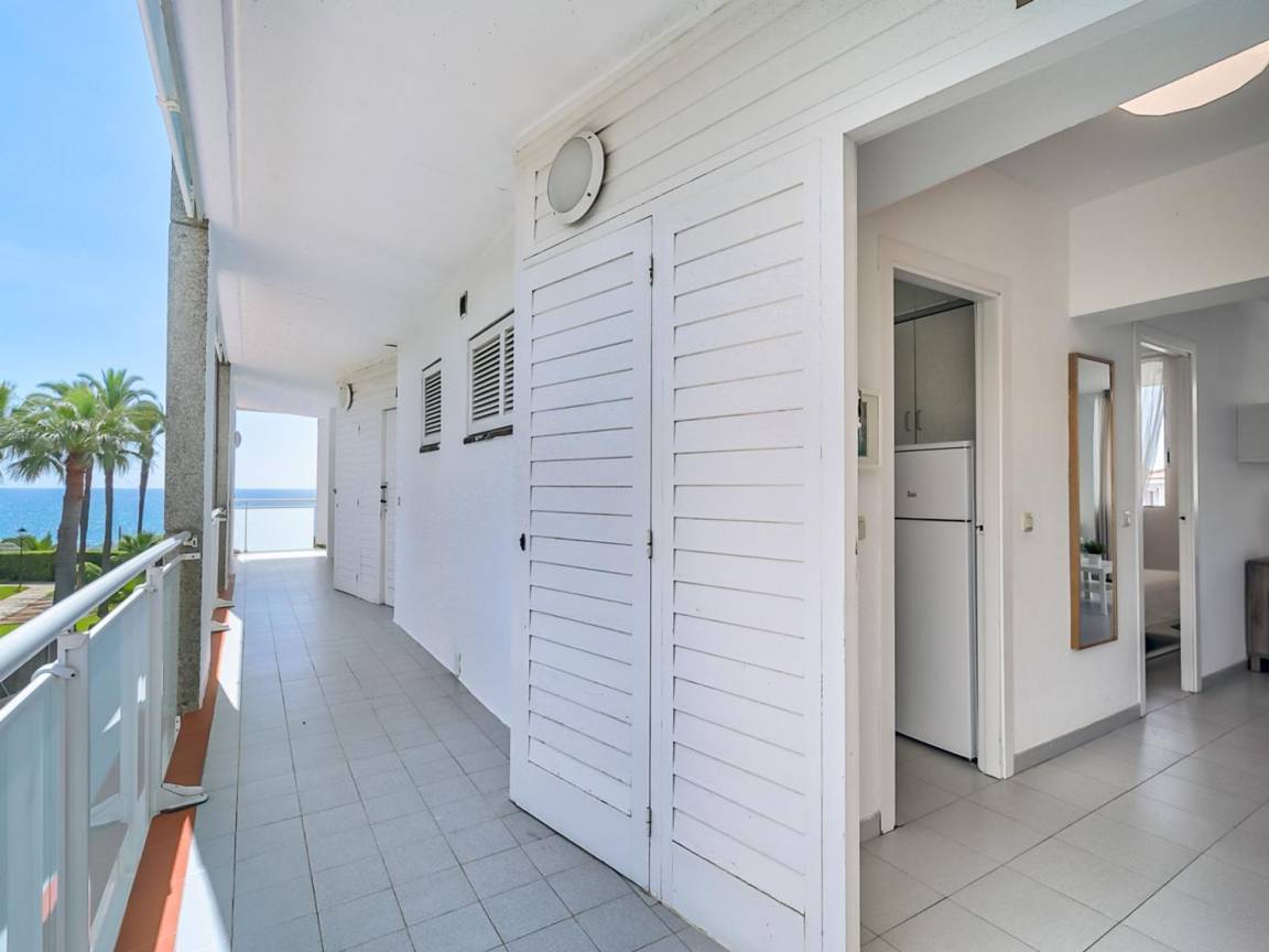 50 M² Apartamento ∙ 1 Habitación ∙ 4 Huéspedes - Calella