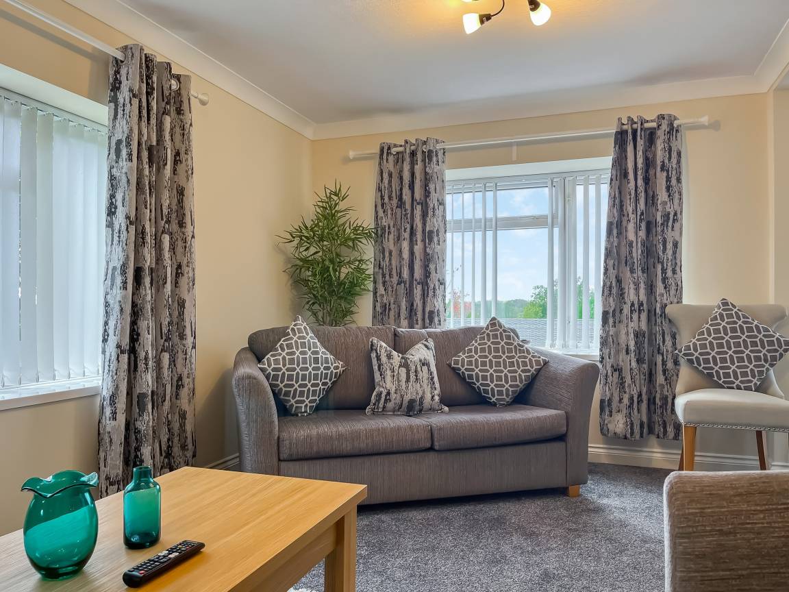 Cottage ∙ 3 Bedrooms ∙ 11 Guests - Chesterfield