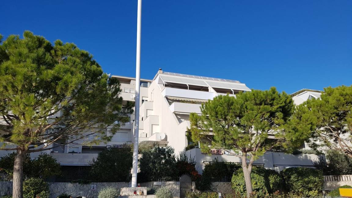 136 M² Ferienwohnung ∙ 3 Schlafzimmer ∙ 5 Gäste - Split