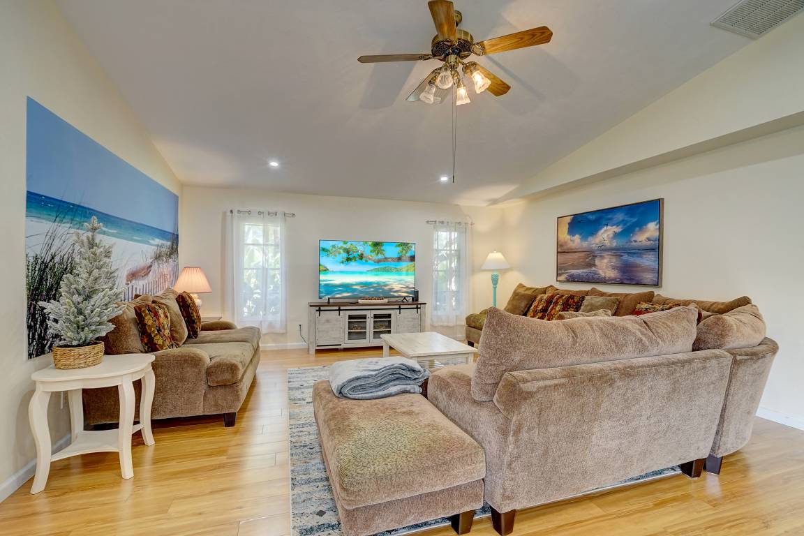 191 M² House ∙ 4 Bedrooms ∙ 7 Guests - Pine Island, FL