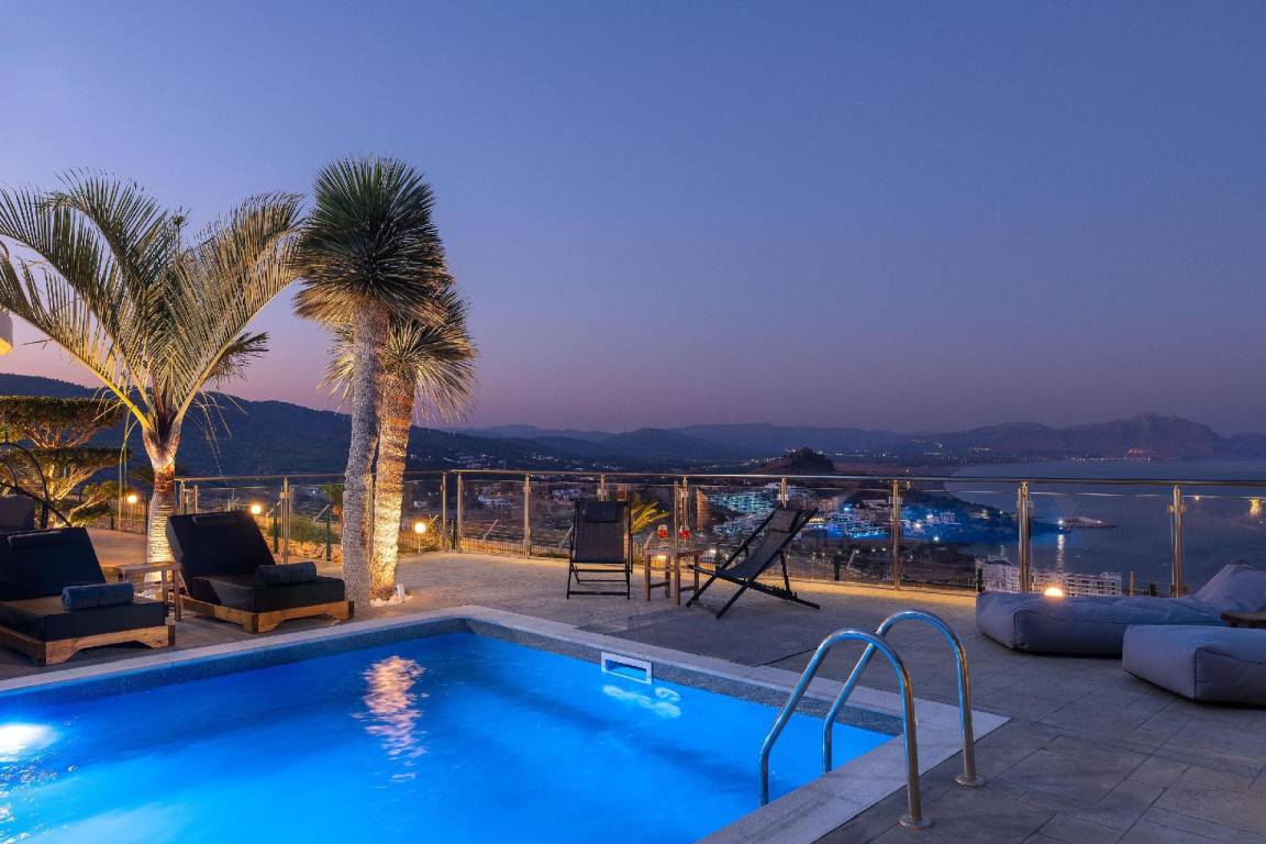 290 M² House ∙ 5 Bedrooms ∙ 10 Guests - Lindos