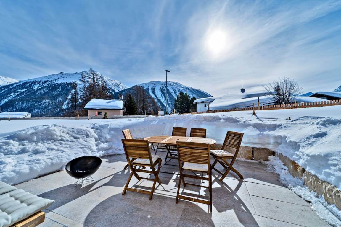 63 M² Appartement ∙ 2 Chambres ∙ 5 Personnes - Samedan