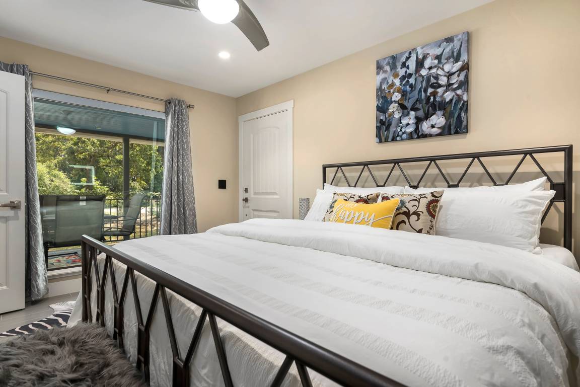 House ∙ 2 Bedrooms ∙ 6 Guests - Fredericksburg, TX