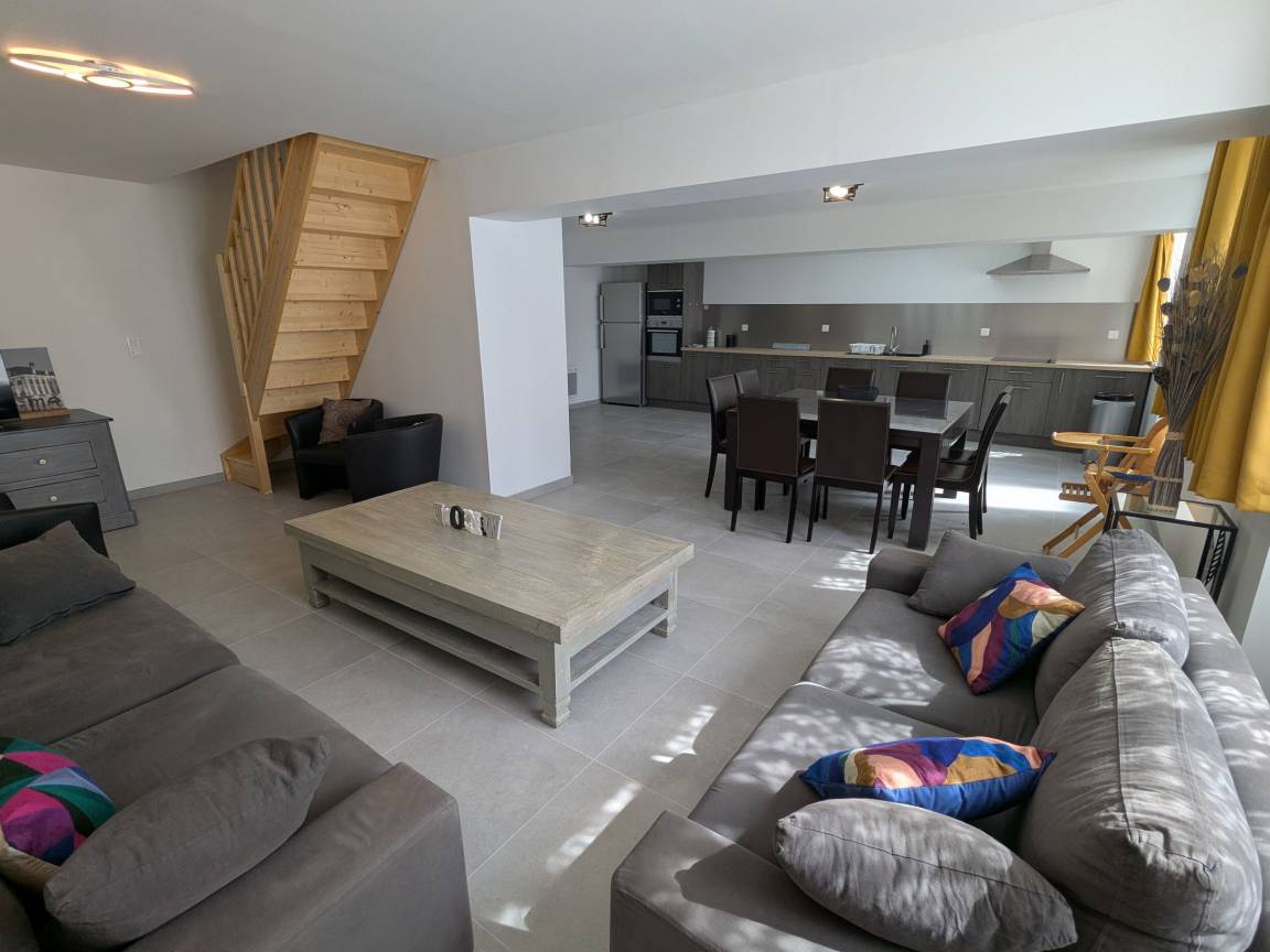 100 M² Cottage ∙ 4 Bedrooms ∙ 7 Guests - Artenay