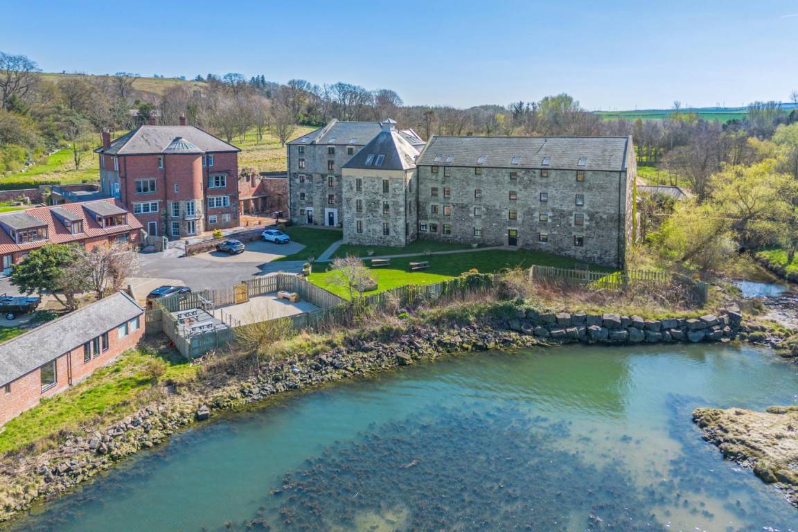 Apartment ∙ 2 Bedrooms ∙ 4 Guests - Bamburgh