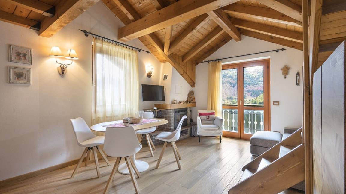 63 M² Apartamento ∙ 2 Habitaciones ∙ 4 Huéspedes - Temù