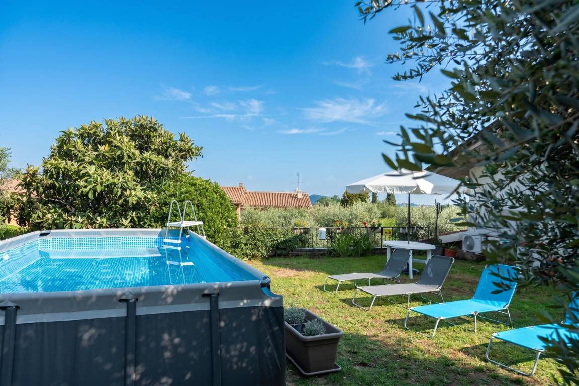 75 M² House ∙ 2 Bedrooms ∙ 5 Guests - Gardone Riviera