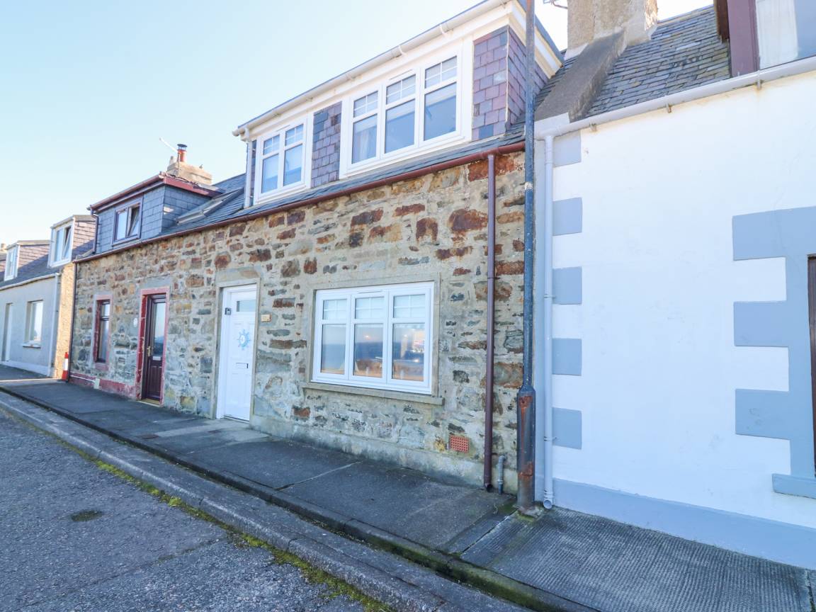 Cottage ∙ 3 Bedrooms ∙ 6 Guests - Moray