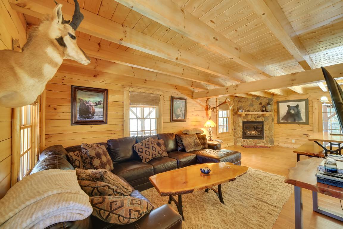 150 M² House ∙ 5 Bedrooms ∙ 12 Guests - Muskallonge Lake State Park, Newberry