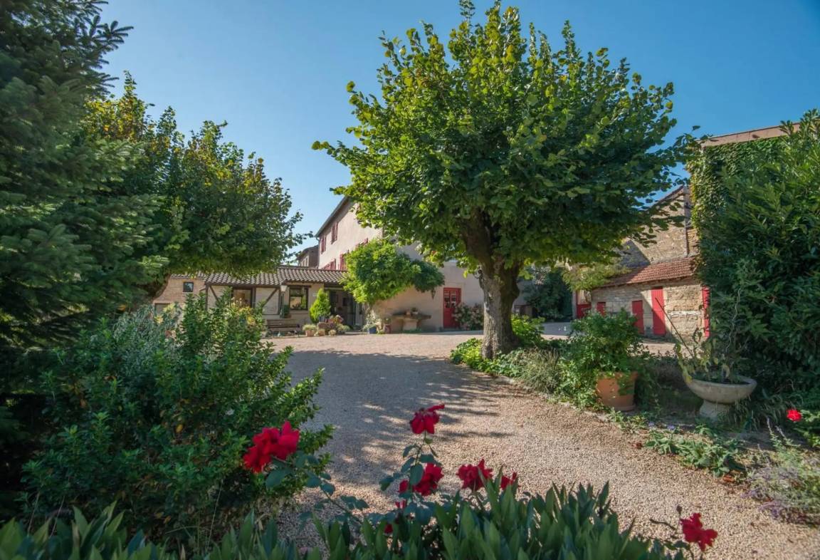 350 M² Chalet ∙ 5 Chambres ∙ 15 Personnes - Saône-et-Loire