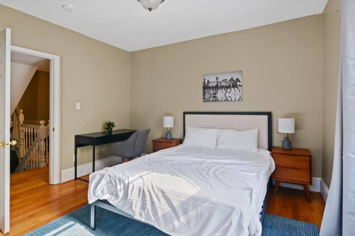 Private Room ∙ 1 Bedroom ∙ 1 Guest - Wellesley, MA