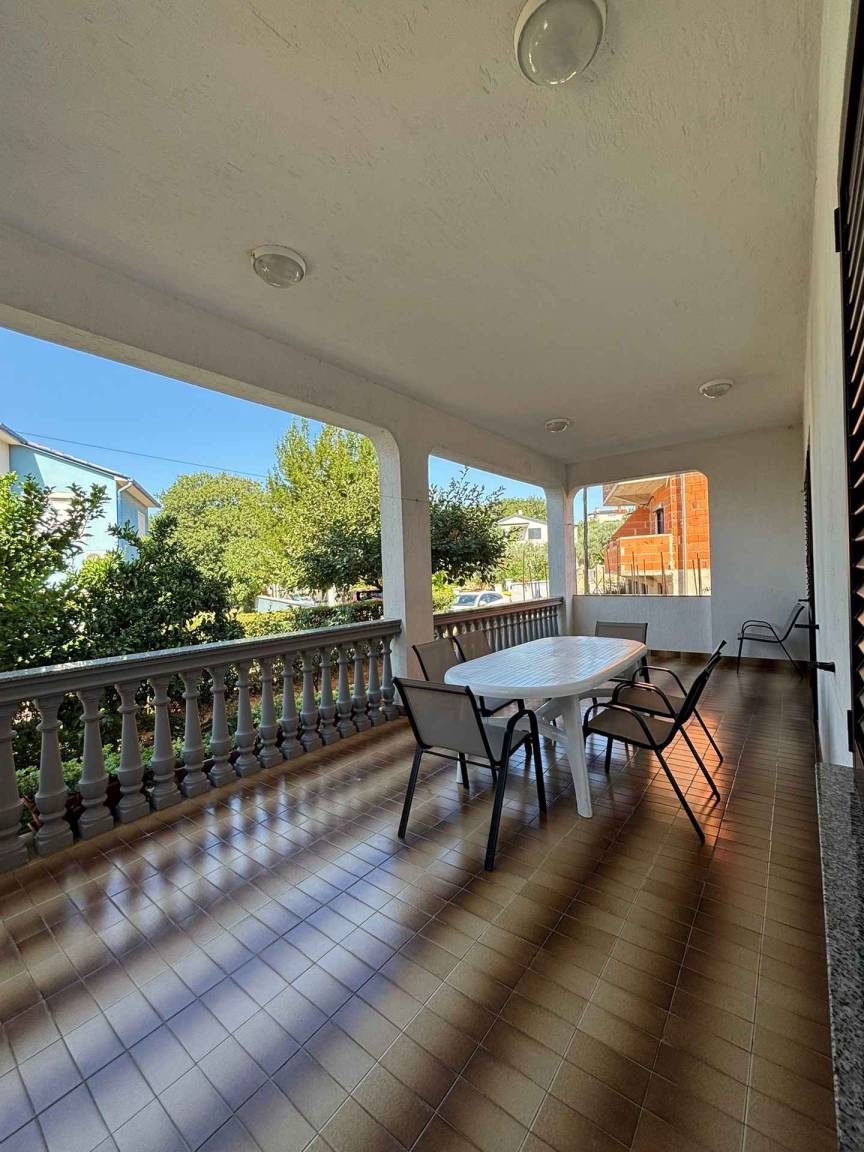 120 M² Ferienwohnung ∙ 3 Schlafzimmer ∙ 7 Gäste - Ližnjan