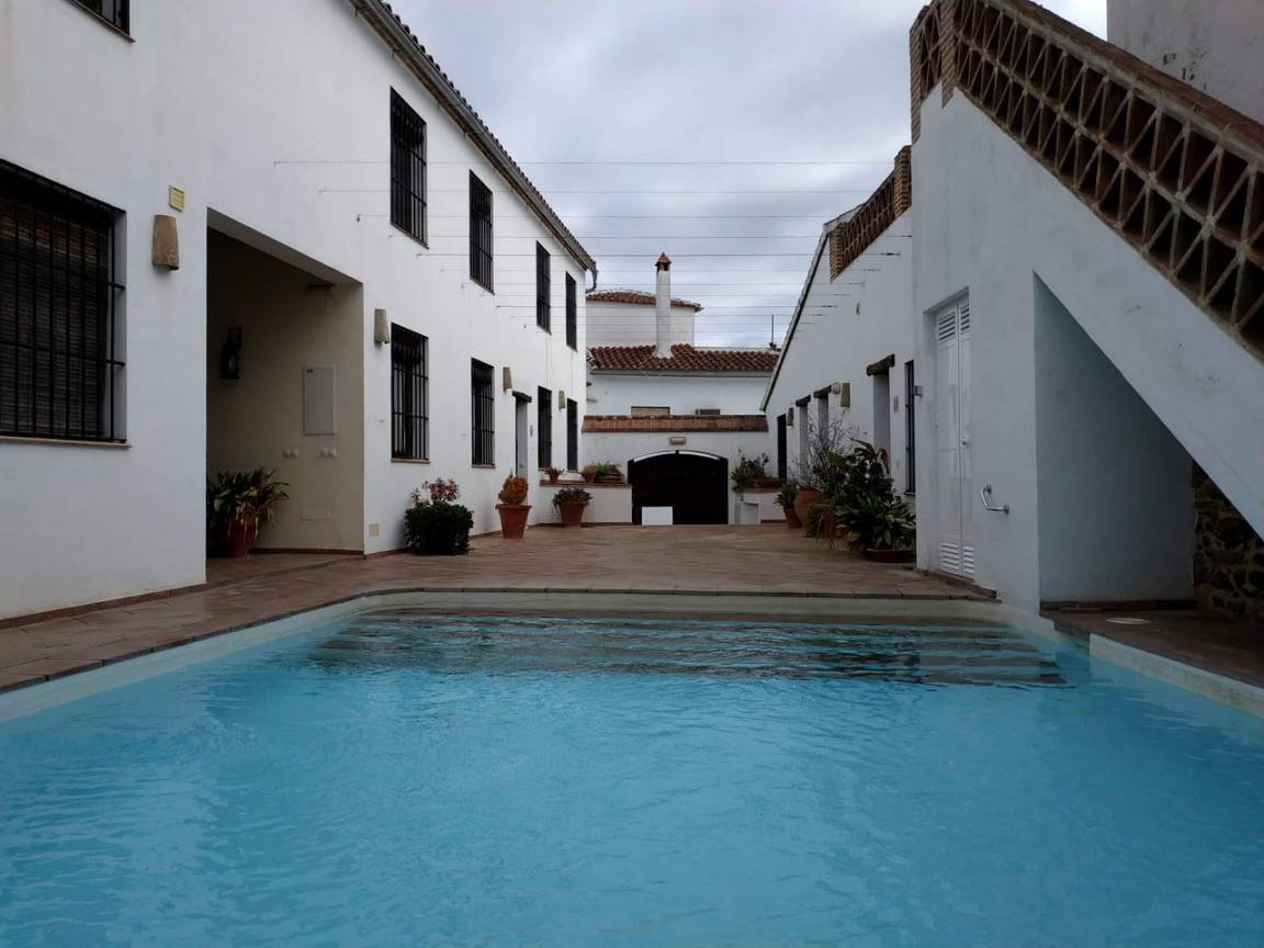 Alojamiento ∙ 1 Habitación ∙ 5 Huéspedes - El Pedroso